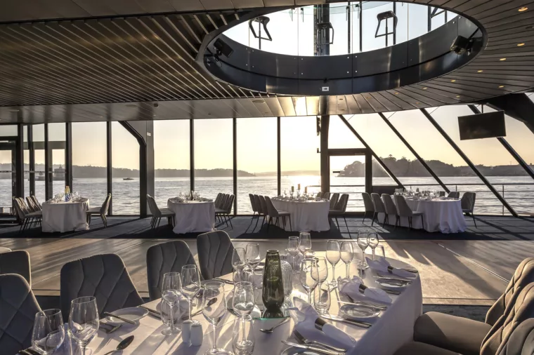 Starship Sydney | The Lounge Deck